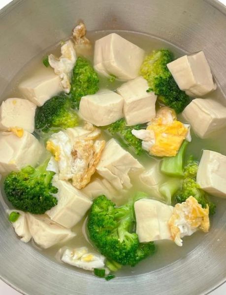 吃水煮豆腐能减肥吗_水煮豆腐减肥的正确吃法-第1张图片-山城妙识 吃水煮豆腐能减肥吗_水煮豆腐减肥的正确吃法-第1张图片-山城妙识