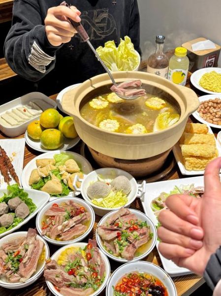 羊肉火锅配菜有哪些_什么蔬菜最搭羊肉锅-第3张图片-山城妙识 羊肉火锅配菜有哪些_什么蔬菜最搭羊肉锅-第3张图片-山城妙识