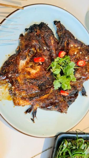 红烧碟鱼头怎么做_红烧碟鱼头做法步骤图-第2张图片-山城妙识