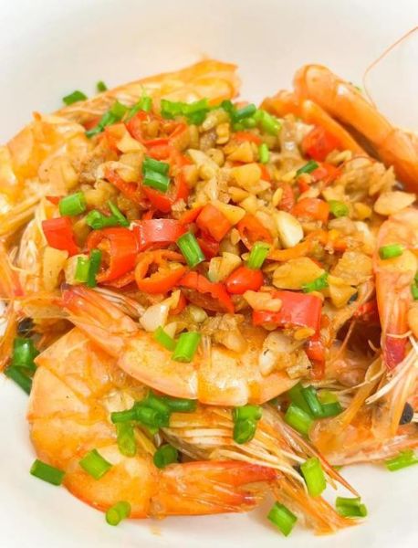 蒜蓉炒大虾怎么做_蒜蓉炒大虾用哪种虾-第3张图片-山城妙识