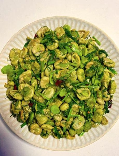 炒嫩胡豆怎么炒才入味_炒嫩胡豆要不要焯水-第1张图片-山城妙识 炒嫩胡豆怎么炒才入味_炒嫩胡豆要不要焯水-第1张图片-山城妙识