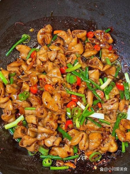 爆炒肥肠怎么炒才脆_爆炒肥肠最正宗的做法窍门-第3张图片-山城妙识