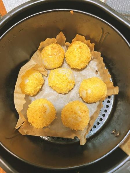 炸元宵怎么做_炸元宵不破皮的小窍门-第1张图片-山城妙识 炸元宵怎么做_炸元宵不破皮的小窍门-第1张图片-山城妙识