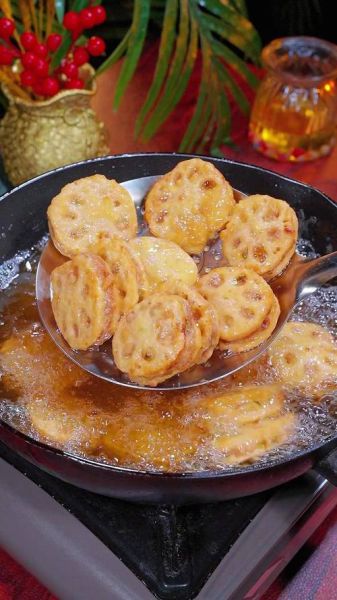 炸藕夹怎么做酥脆好吃_藕夹面糊配方比例-第3张图片-山城妙识