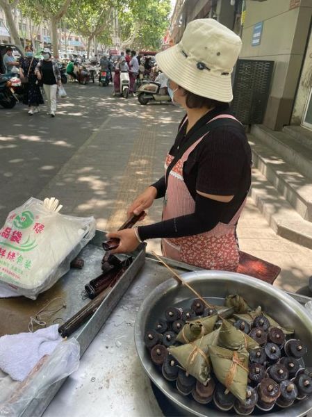 摆摊卖粽子生意会好吗_摆摊卖粽子赚钱吗-第1张图片-山城妙识 摆摊卖粽子生意会好吗_摆摊卖粽子赚钱吗-第1张图片-山城妙识