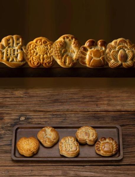 莲蓉蛋黄月饼怎么做_如何自制莲蓉蛋黄月饼-第1张图片-山城妙识