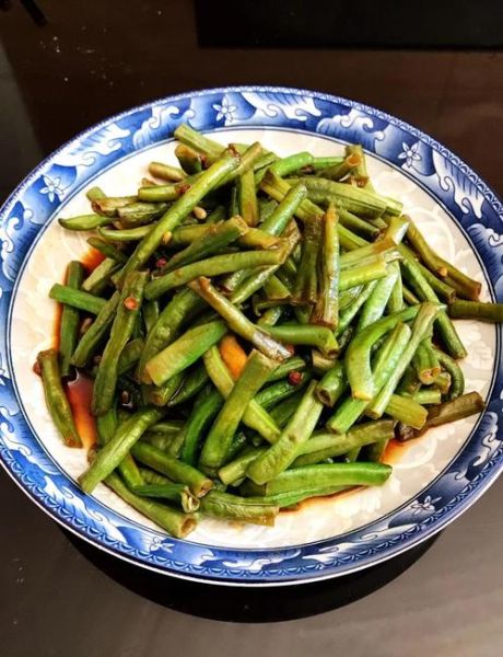 炒豇豆要不要焯水_豇豆焯水几分钟-第3张图片-山城妙识