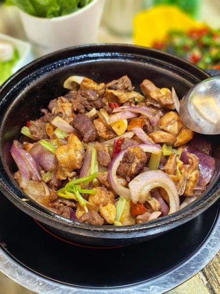 家常鸡公煲懒人做法_鸡公煲怎么做好吃又简单-第1张图片-山城妙识