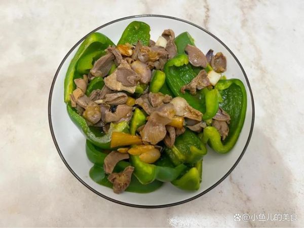 鸡胗炒尖椒怎么做_鸡胗炒尖椒需要焯水吗-第2张图片-山城妙识