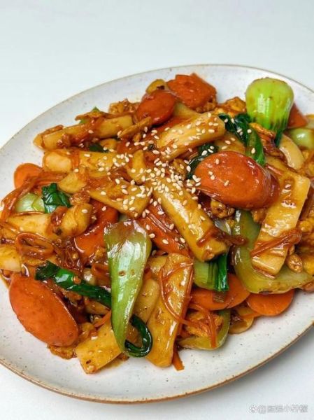 肉丝炒年糕怎么做好吃_家常做法步骤-第3张图片-山城妙识