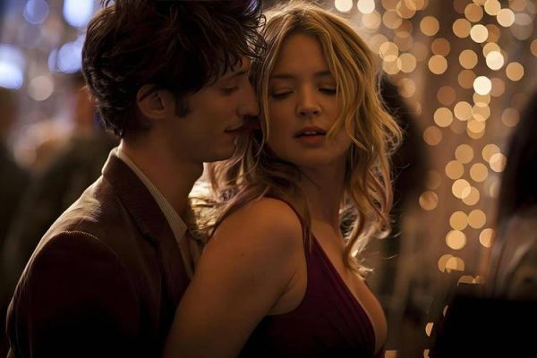 免费观看日本欧美爱情电影2019_哪里能看高清完整版-第2张图片-山城妙识