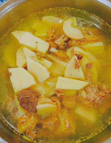 炒绿竹笋怎么炒才脆_绿竹笋焯水几分钟-第2张图片-山城妙识