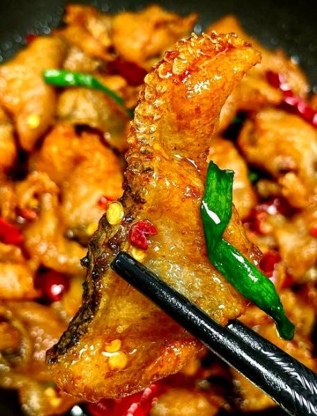 酥鱼的家常做法_酥鱼怎么炸才酥脆-第1张图片-山城妙识 酥鱼的家常做法_酥鱼怎么炸才酥脆-第1张图片-山城妙识