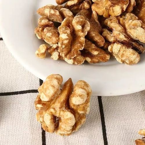 核桃仁怎么炒熟才好吃_核桃仁炒多久才香-第1张图片-山城妙识