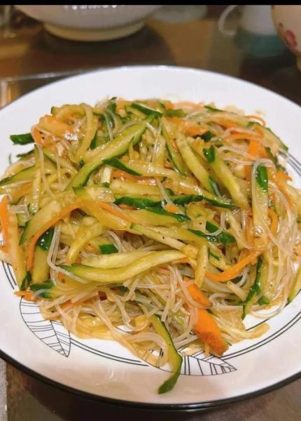 韩国凉拌粉丝怎么做_韩式杂菜热量高吗-第1张图片-山城妙识