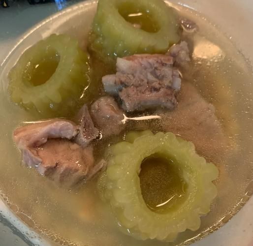 用苦瓜是不是更舒服_好烫怎么办-第2张图片-山城妙识