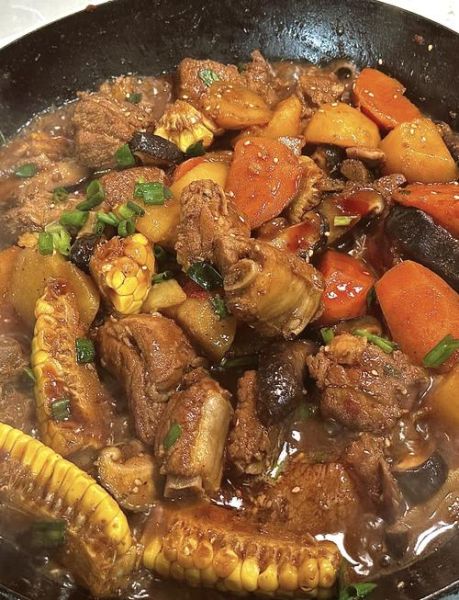 炖排骨怎样炖好吃_炖排骨不腥的秘诀-第1张图片-山城妙识