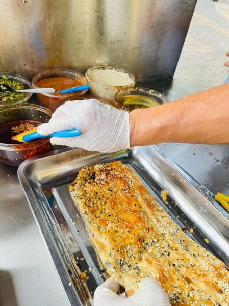 梅干菜扣肉烧饼怎么做_梅干菜扣肉烧饼热量高吗-第1张图片-山城妙识