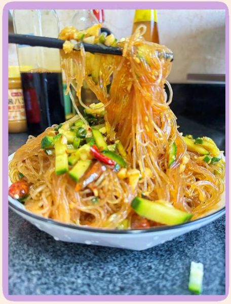 凉拌粉丝怎么做好吃_凉拌粉丝的做法窍门-第1张图片-山城妙识