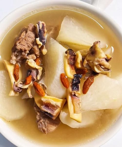 排骨煲白萝卜汤怎么做_白萝卜汤去腥技巧-第3张图片-山城妙识