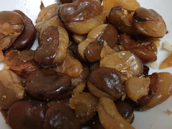 油炸蚕豆怎么做才酥脆_油炸蚕豆不返潮的小窍门-第1张图片-山城妙识