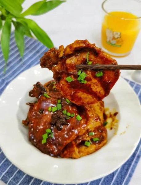 红烧大排裹面粉还是生粉_哪个更酥脆-第3张图片-山城妙识 红烧大排裹面粉还是生粉_哪个更酥脆-第3张图片-山城妙识