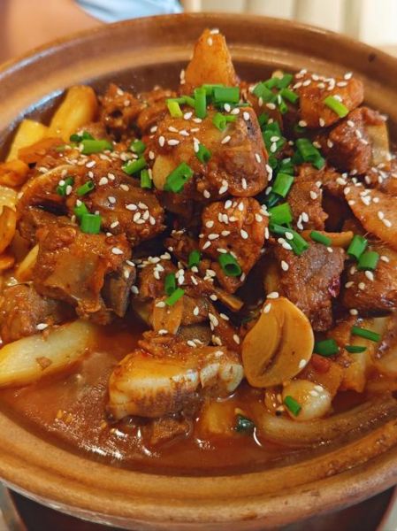 砂锅炖排骨怎么做好吃_砂锅排骨不柴的秘诀-第1张图片-山城妙识