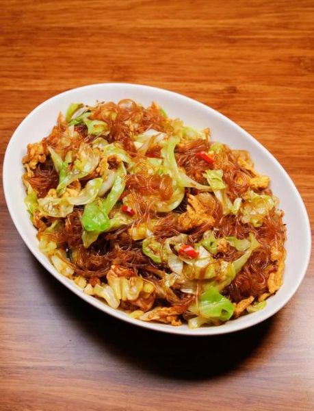 包菜粉丝怎么炒不粘锅_包菜粉丝做法家常版-第1张图片-山城妙识