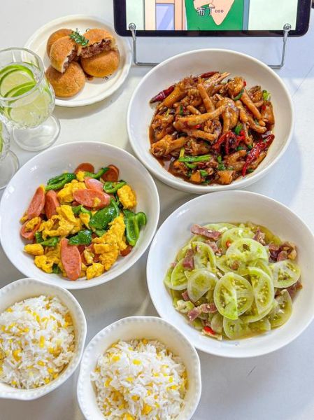 午饭吃什么家常菜_简单又好吃的推荐-第1张图片-山城妙识 午饭吃什么家常菜_简单又好吃的推荐-第1张图片-山城妙识