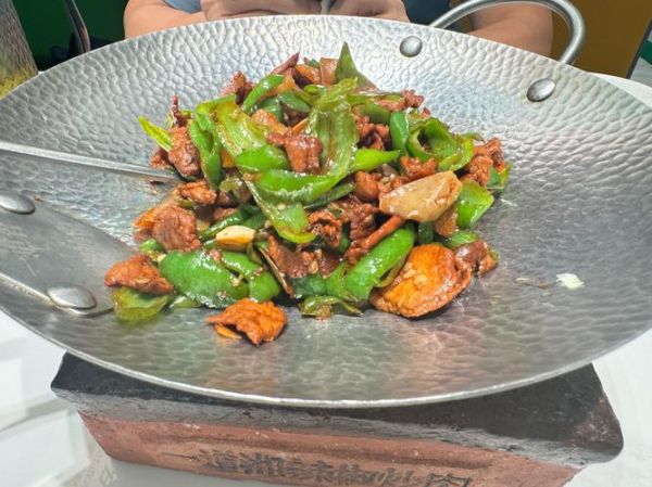 湘菜菜谱大全带图片家常菜_湘菜怎么做才够辣够鲜-第1张图片-山城妙识