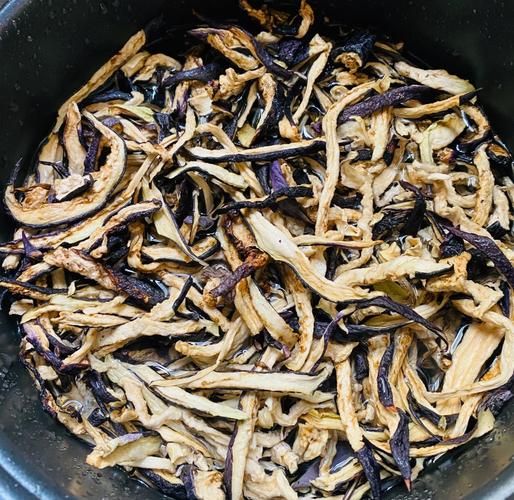 茄子干怎么晒_茄子干家常做法大全-第2张图片-山城妙识