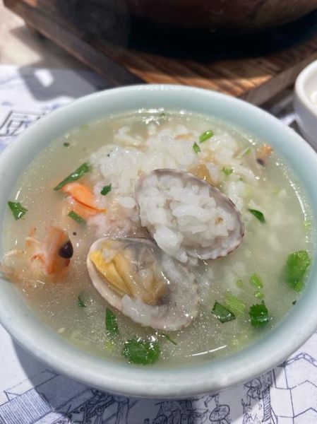 海鲜砂锅粥怎么做_砂锅粥用什么海鲜最好-第2张图片-山城妙识