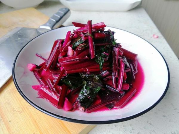 南方甜菜叶图片_甜菜叶怎么吃-第2张图片-山城妙识