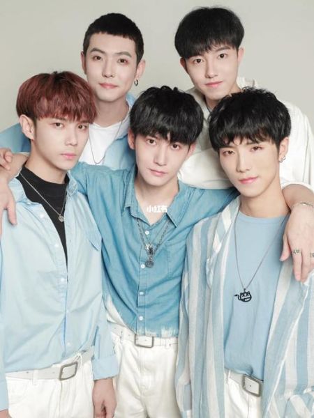 恋与白侍从演的电视剧有哪些_恋与白侍从演的电视剧推荐-第1张图片-山城妙识