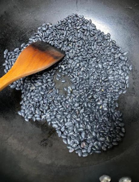 生黑豆可以直接泡醋吗_生黑豆泡醋的正确方法-第3张图片-山城妙识 生黑豆可以直接泡醋吗_生黑豆泡醋的正确方法-第3张图片-山城妙识
