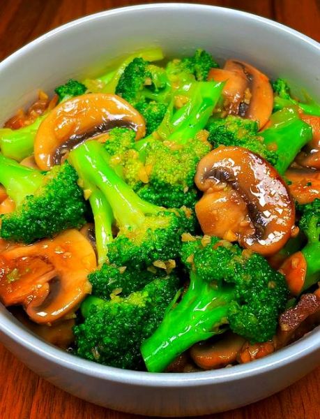 蘑菇和什么菜一起炒_蘑菇炒什么菜好吃-第1张图片-山城妙识 蘑菇和什么菜一起炒_蘑菇炒什么菜好吃-第1张图片-山城妙识