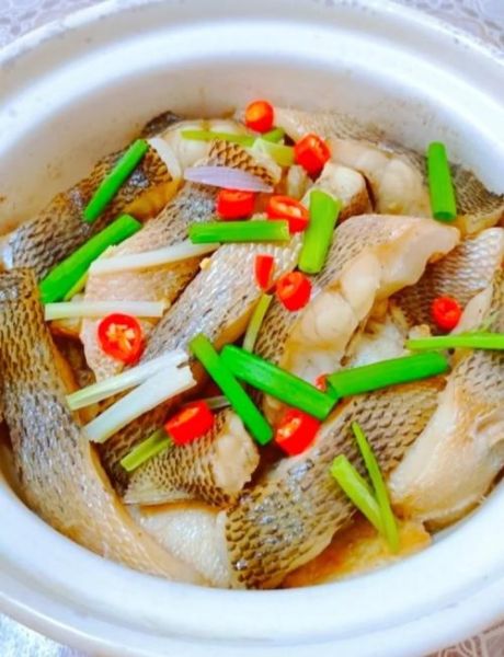 鲈鱼怎么清蒸好吃_鲈鱼的做法大全家常菜锅-第1张图片-山城妙识 鲈鱼怎么清蒸好吃_鲈鱼的做法大全家常菜锅-第1张图片-山城妙识