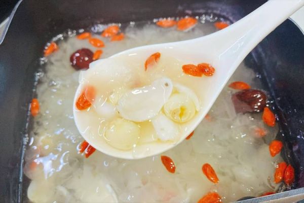 银耳不焯水能吃吗_银耳直接煮安全吗-第2张图片-山城妙识