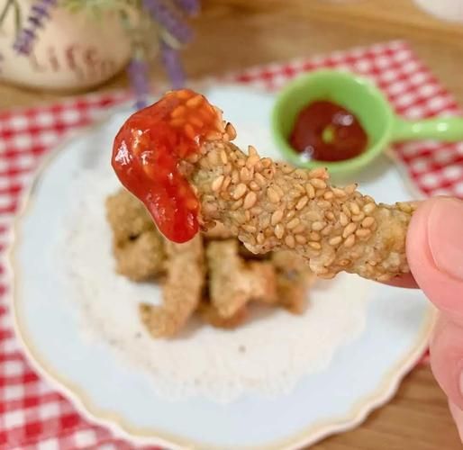 炸里脊肉的面糊怎么调_炸里脊肉面糊比例窍门-第2张图片-山城妙识