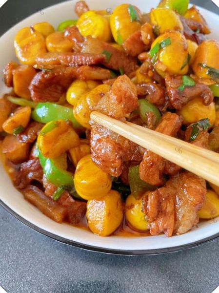 板栗烧肉怎么做_板栗烧肉用什么肉最好-第1张图片-山城妙识