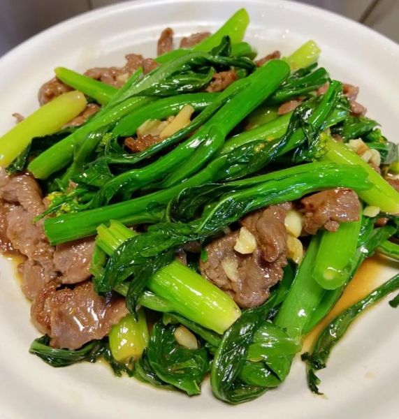 菜心炒肉怎么做_菜心炒肉用哪个部位肉-第2张图片-山城妙识