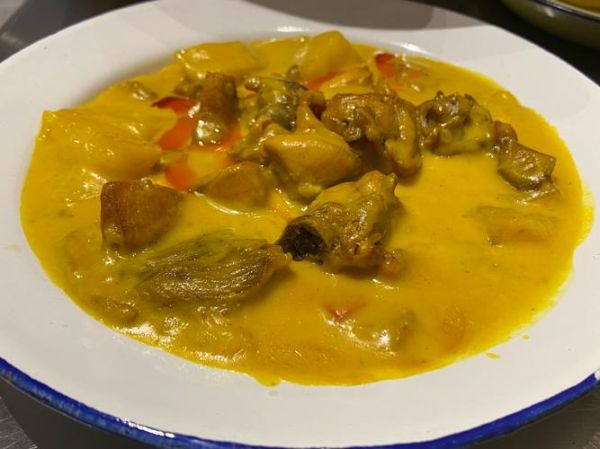 咖喱牛腩汤怎么做_咖喱牛腩汤用什么咖喱-第1张图片-山城妙识