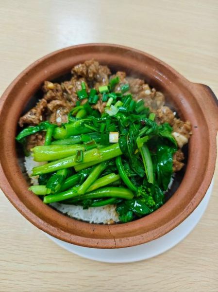 排骨煲仔饭怎么做_正宗广式排骨煲仔饭做法-第3张图片-山城妙识