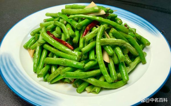 炒豌豆角怎么炒才脆_炒豌豆角的家常做法-第2张图片-山城妙识