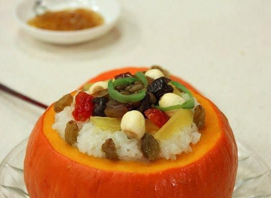 南瓜盅八宝饭怎么做_南瓜盅八宝饭蒸多久-第1张图片-山城妙识