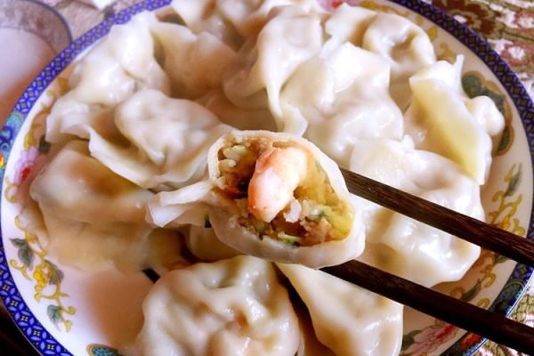 虾仁饺子馅放什么菜_虾仁饺子馅配什么蔬菜好吃-第1张图片-山城妙识