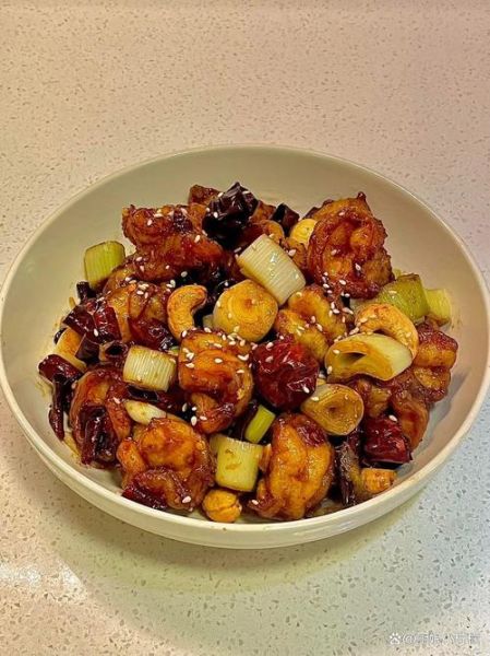 红烧小龙虾球怎么做_家常做法窍门-第3张图片-山城妙识 红烧小龙虾球怎么做_家常做法窍门-第3张图片-山城妙识