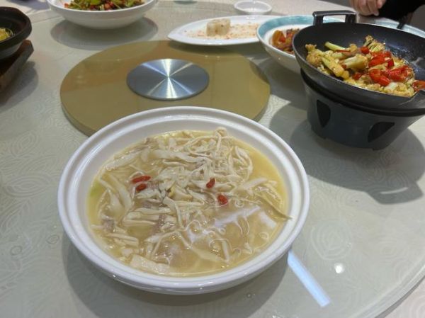 黄桥烧饼是哪里的_黄桥烧饼起源于哪里-第1张图片-山城妙识