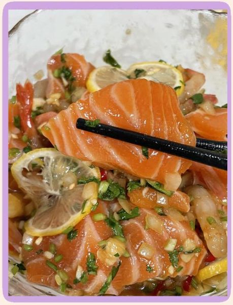 三文鱼腌制方法_三文鱼怎么腌制才好吃-第2张图片-山城妙识