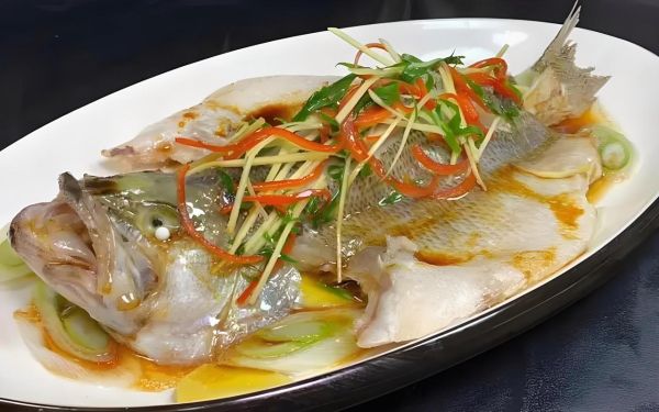 清蒸鱼怎么摆盘好看_清蒸鱼花样图片大全-第3张图片-山城妙识